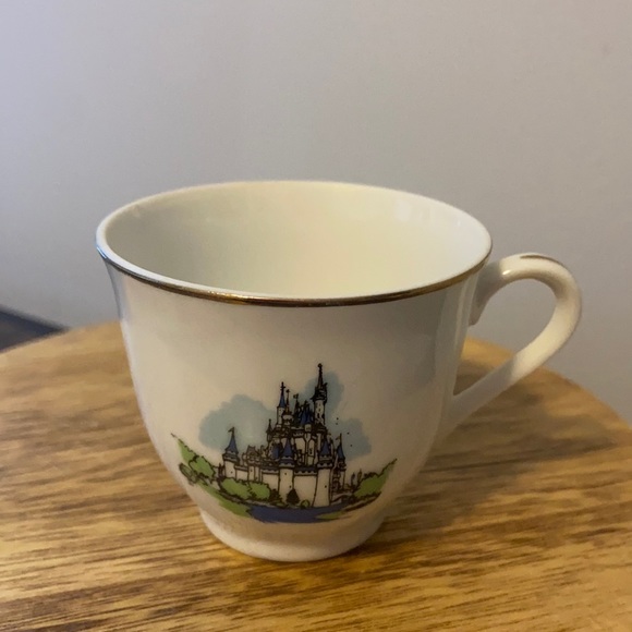 Disney | Dining | Disney Cinderellas Castle Tiny Tea Cup | Poshmark